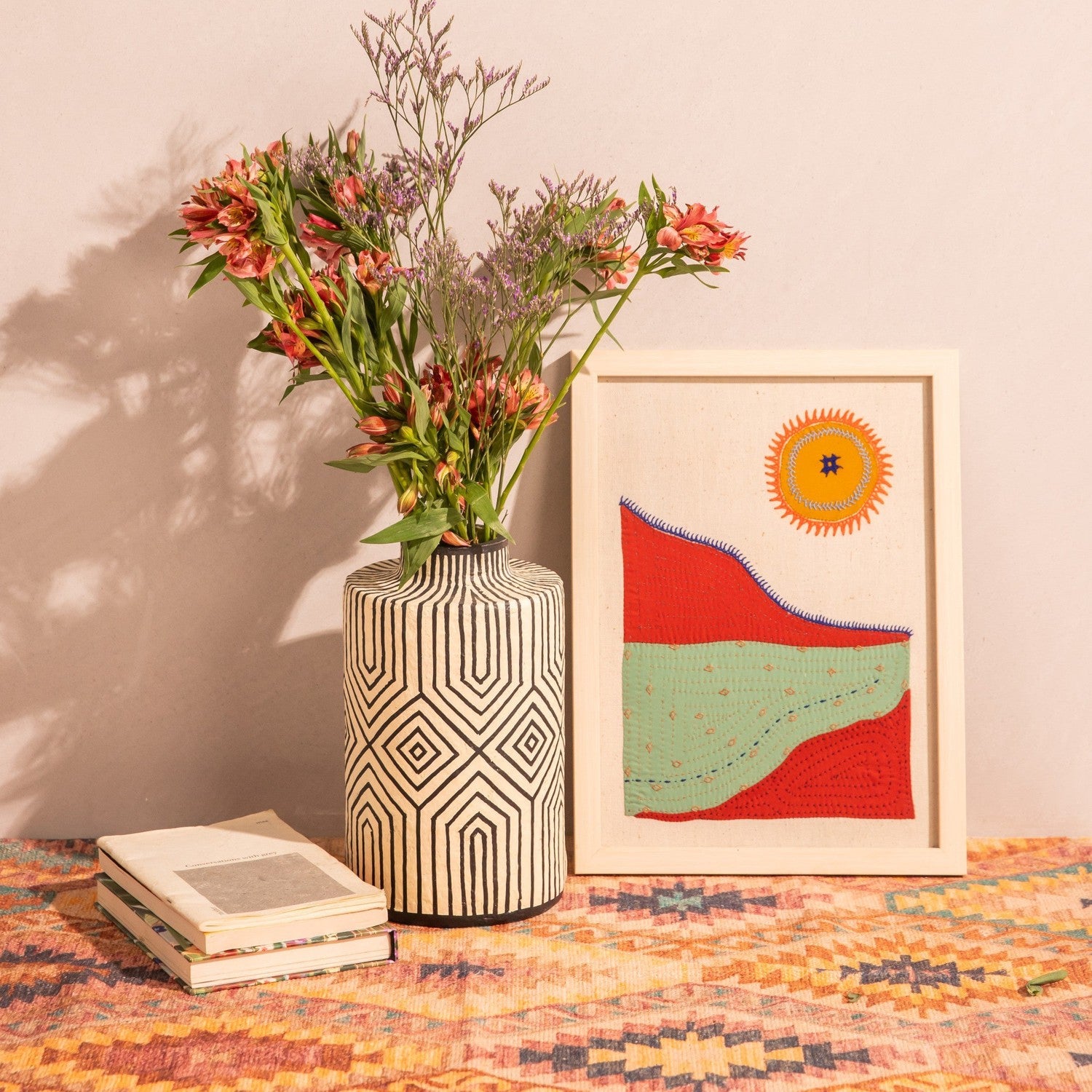 Black Geometric Handpainted Paper Mache Flower vase for living room ...