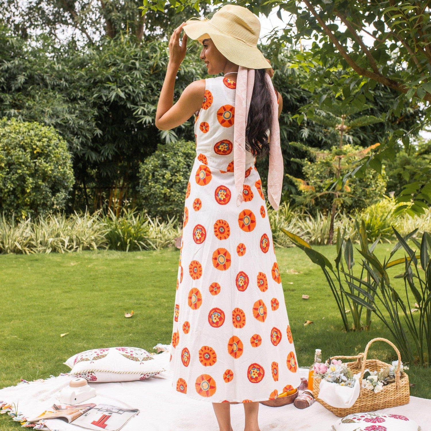 Groovy Canvas Suzani White Long Cotton Dresses For Women – House of Ekam